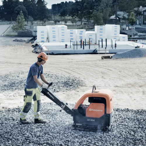 Reversible plate compactors | Clark Equipment New Zealand